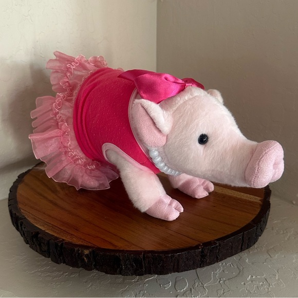 Gund | Toys | Prissy Pop Adorable Mini Pig Plush By Gund | Poshmark
